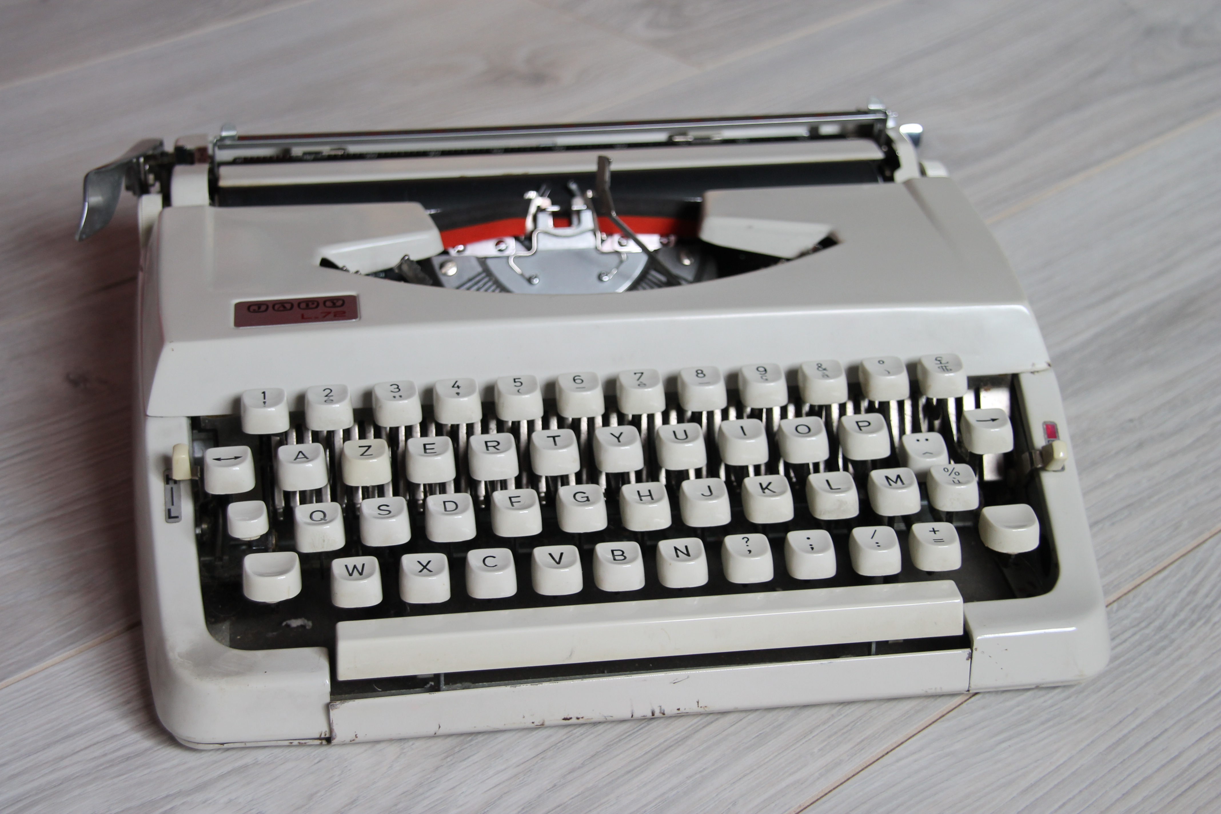 Machine à écrire Japy L 72 - Le Brocanteur du Dimanche